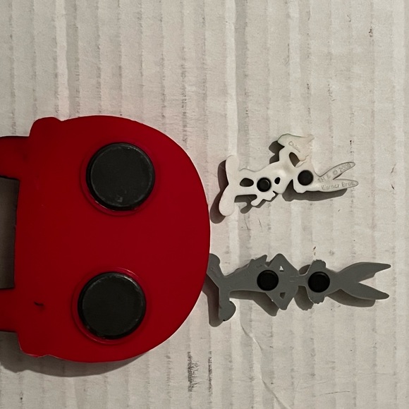 Warner Bros. | Other | Bugs Bunny Looney Tunes Refrigerator Magnet ...